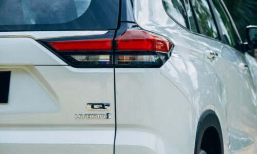 The Toyota Zenix wants to be your next hybrid MPV | VISOR