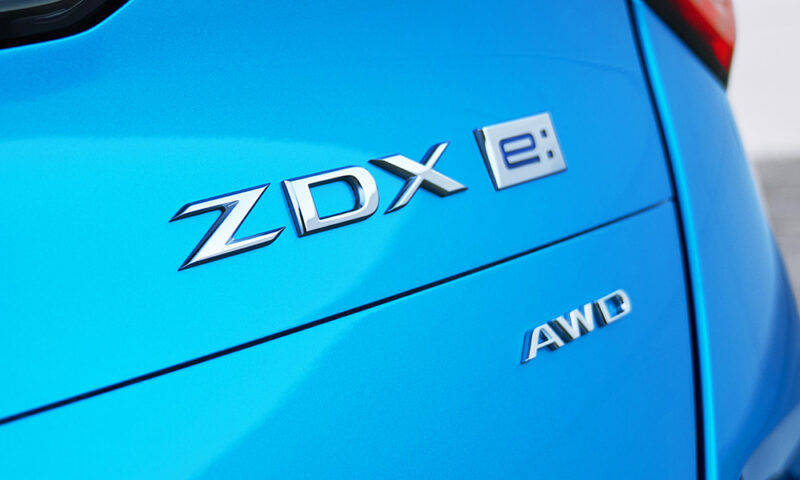 The Acura ZDX is the faster, plusher cousin of the Honda Prologue | VISOR