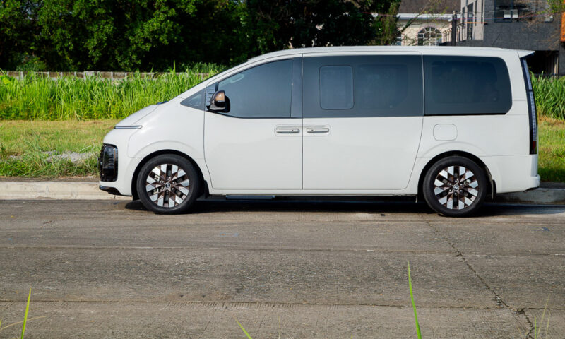 Hyundai Staria Premium: Amazing in every way | VISOR