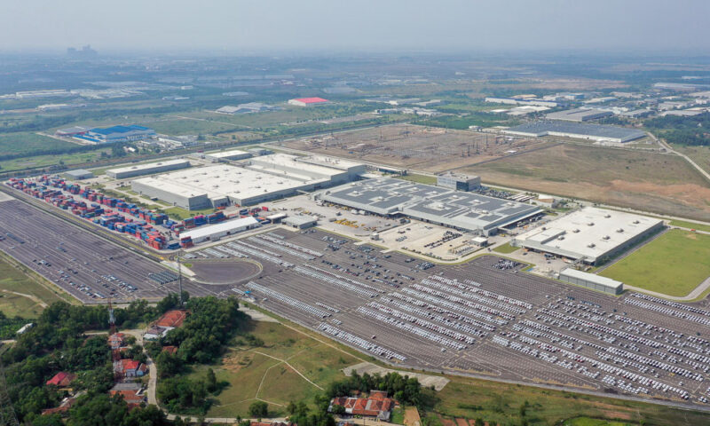 Touring the Hyundai manufacturing plant in Indonesia | VISOR