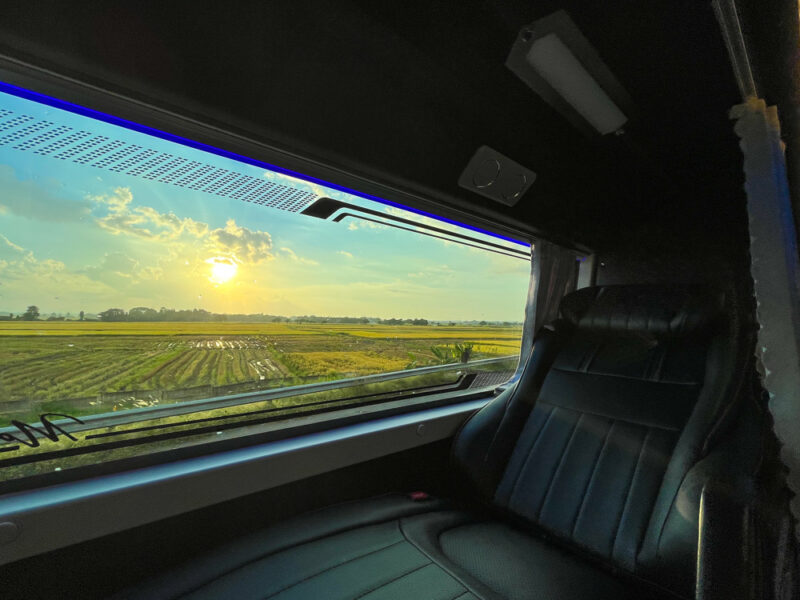 The sleeper bus: Experiencing Victory Liner’s new Royal Class coach | VISOR