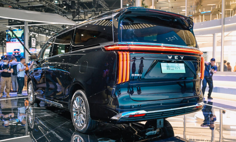 Auto Guangzhou 2023: The Wey High Mountain is a new luxury MPV ...