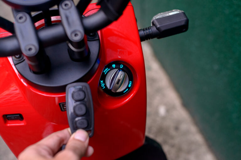 The Honda Zoomer e: shows it’s okay to pick fun over practicality | VISOR