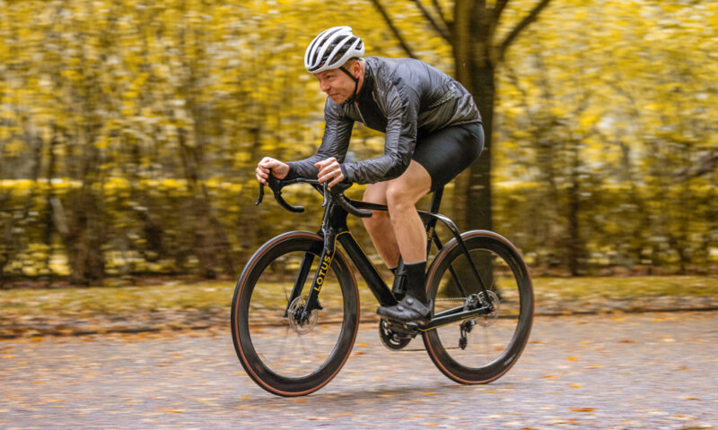 Lotus unveils the ultimate rush-hour buster with the superlight Type ...