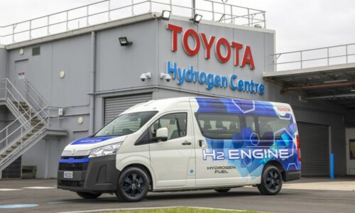 Hydrogen-powered Toyota Hiace will undergo testing in Australia | VISOR