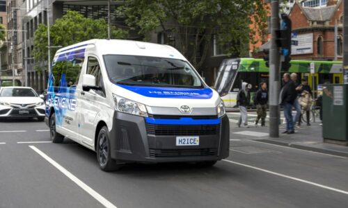 Hydrogen-powered Toyota Hiace will undergo testing in Australia | VISOR