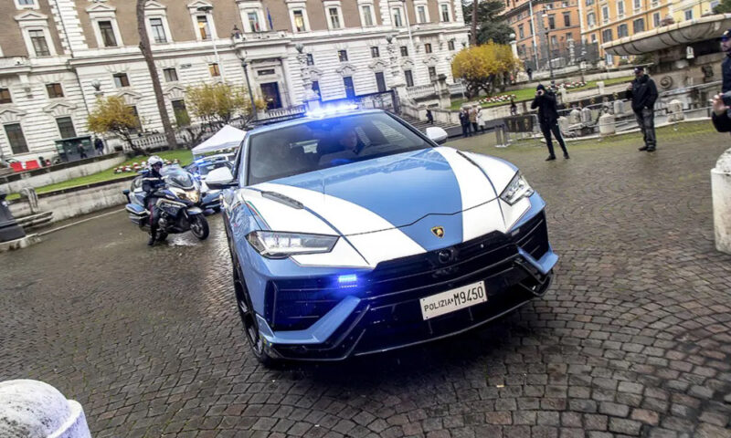 The Italian State Police now have a Lamborghini Urus | VISOR