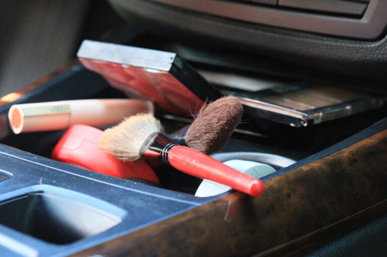 Is it okay for women to put makeup on while driving? | VISOR