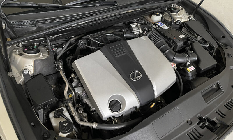 Lexus ES350 Premier: Low-key luxury | VISOR