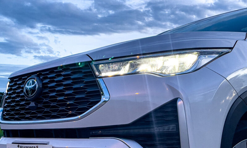 Toyota Zenix Q HEV: Revolutionary good | VISOR