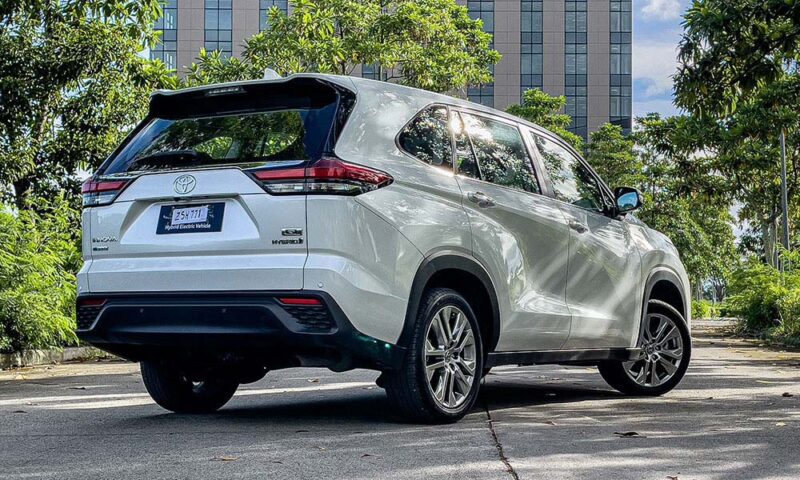 Toyota Zenix Q HEV: Revolutionary good | VISOR