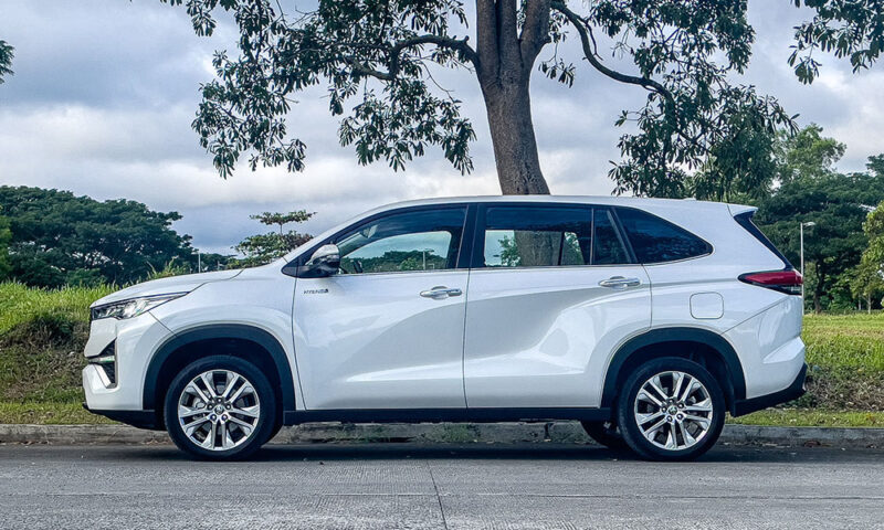 Toyota Zenix Q HEV: Revolutionary good | VISOR