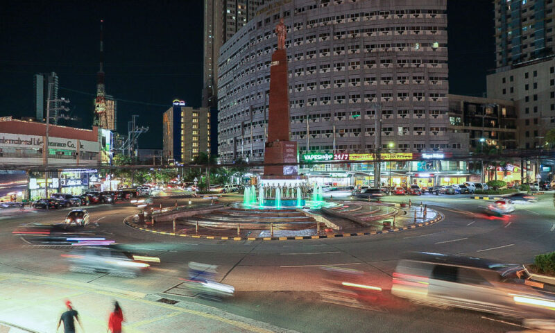 Intersections or roundabouts? An urban planner shares her thoughts | VISOR