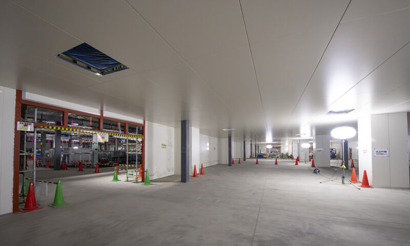 Nissan is in the process of building an all-solid-state battery pilot ...