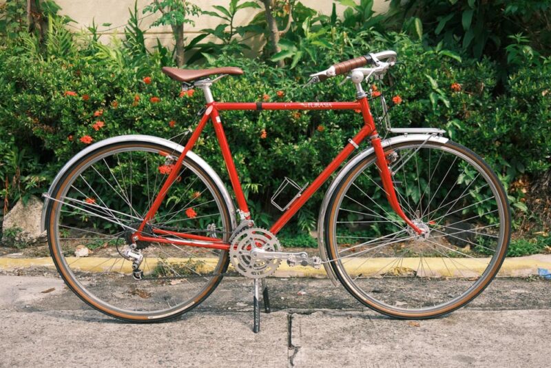 Have a chill ride with swept-back handlebars | VISOR