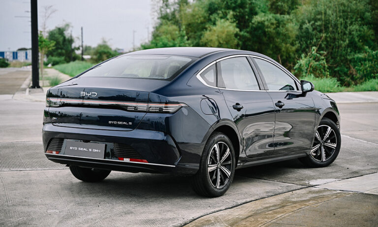 The BYD Seal 5 DM-i PHEV takes on the subcompact 4-door market | VISOR