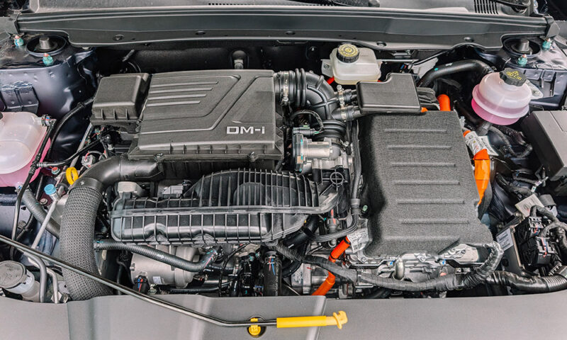 The BYD Seal 5 DM-i PHEV takes on the subcompact 4-door market | VISOR