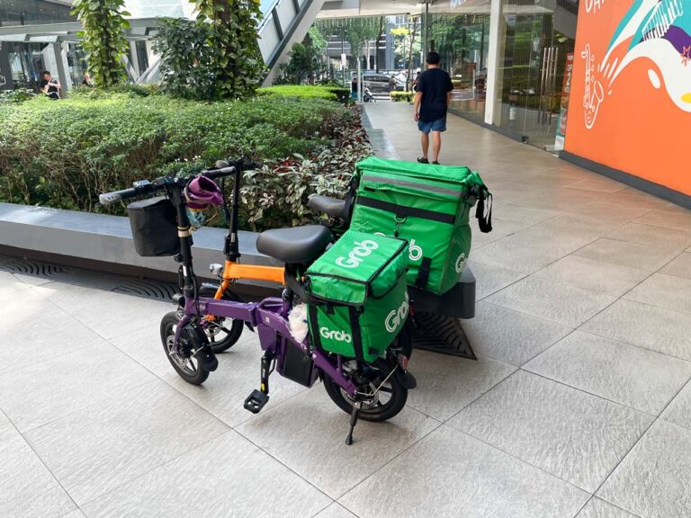 Being a Grab biker felt like going on a wacky scavenger hunt | VISOR