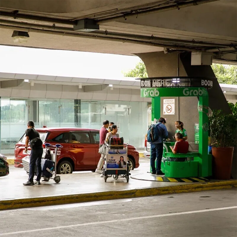 No more VIPs: NAIA Terminal 1 main arrival curbside now open to all ...