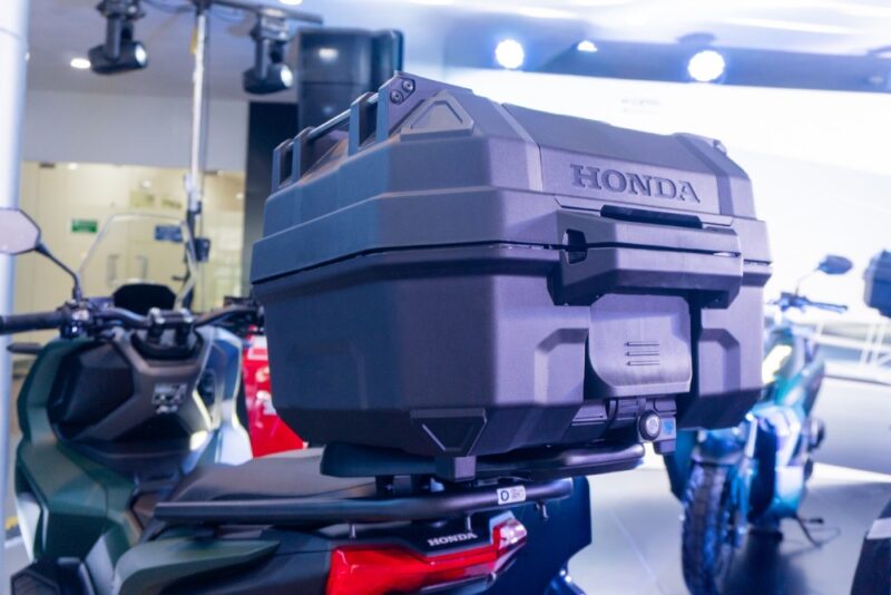 The Honda ADV160 now has two variants | VISOR